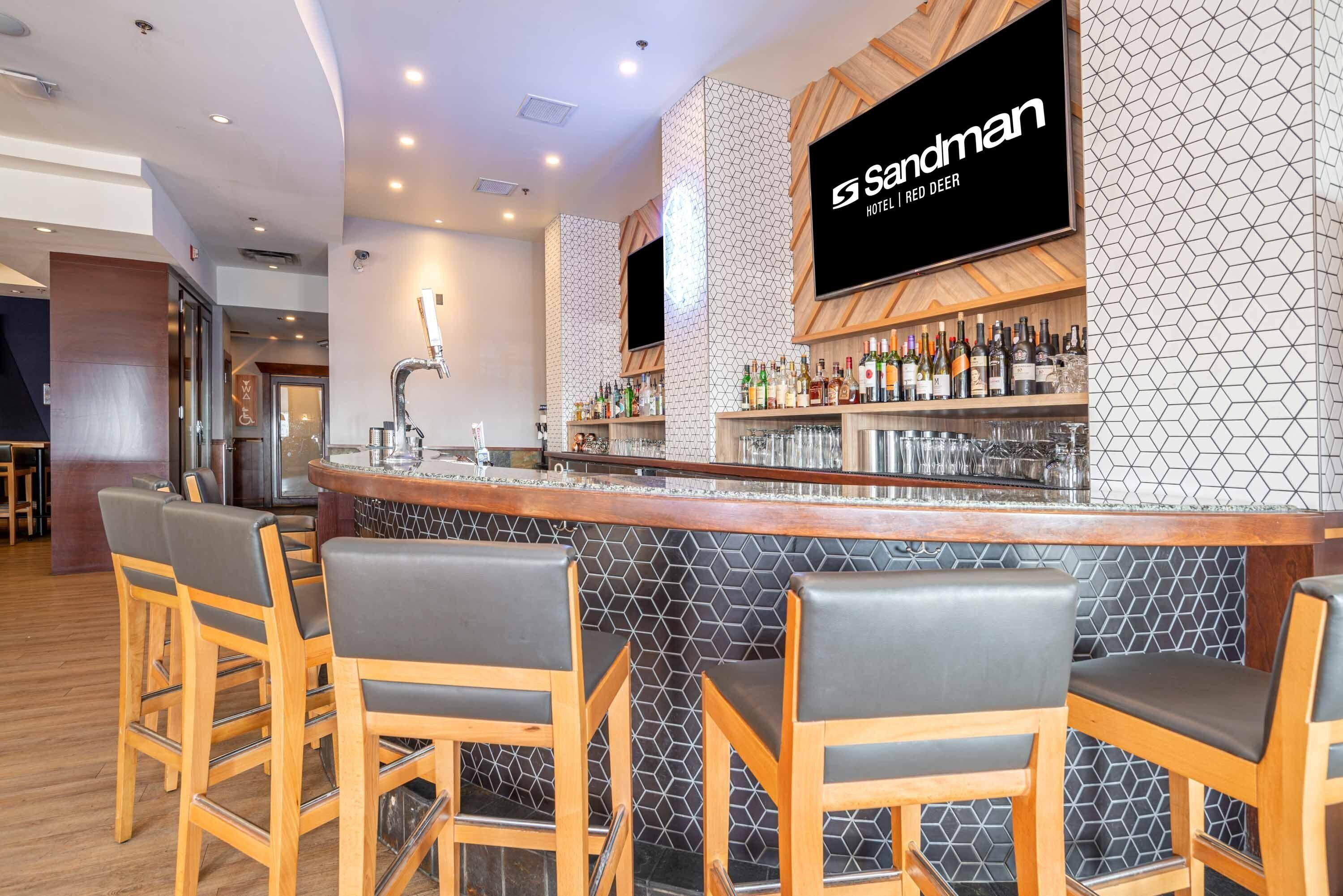 SANDMAN HOTEL RED DEER | ⋆⋆⋆ | CANADA | SEASON DEALS FROM $82